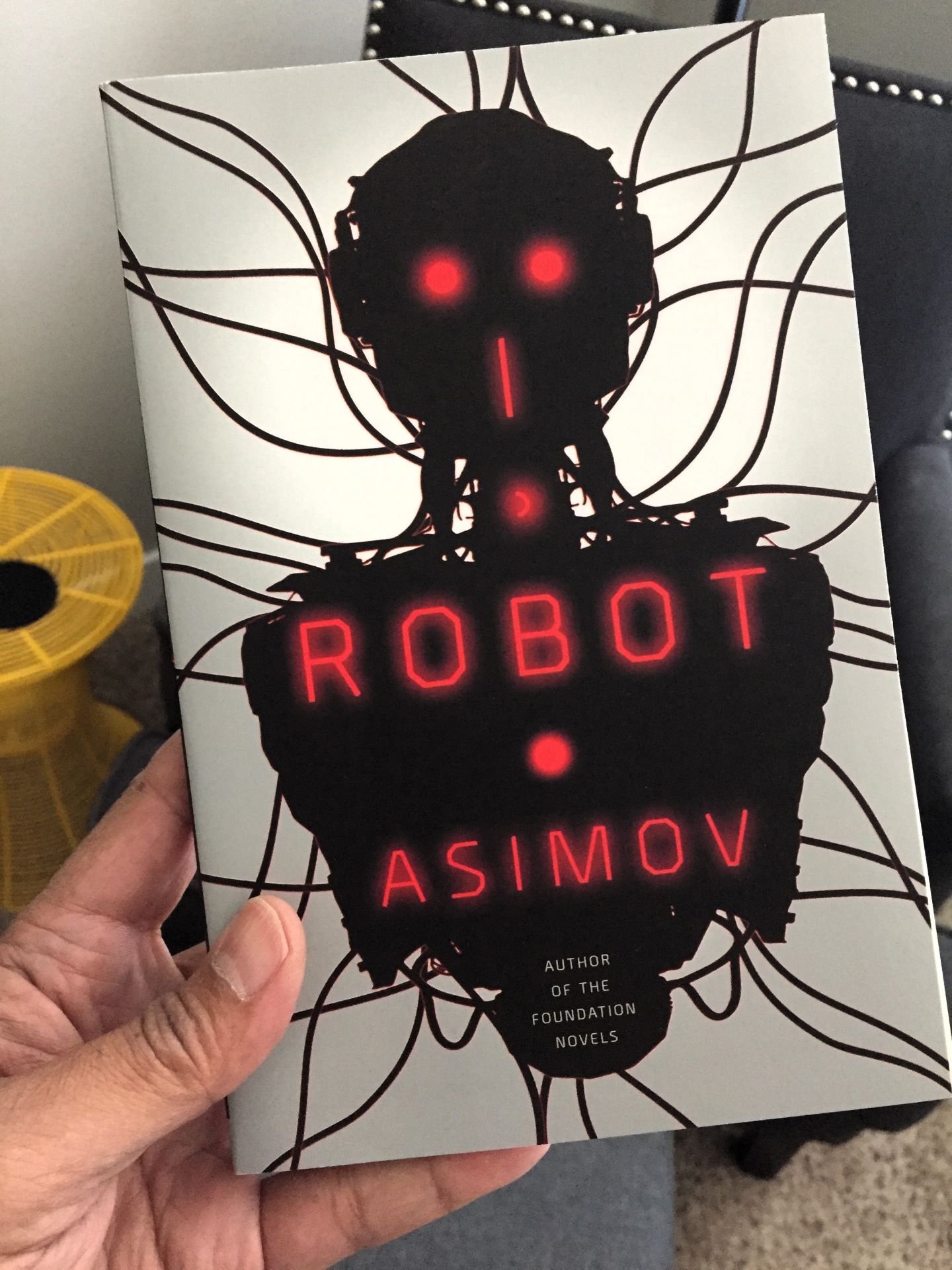 I’m Reading Isaac Asimov’s Book “I, Robot” – Go Retire Psychiatrist